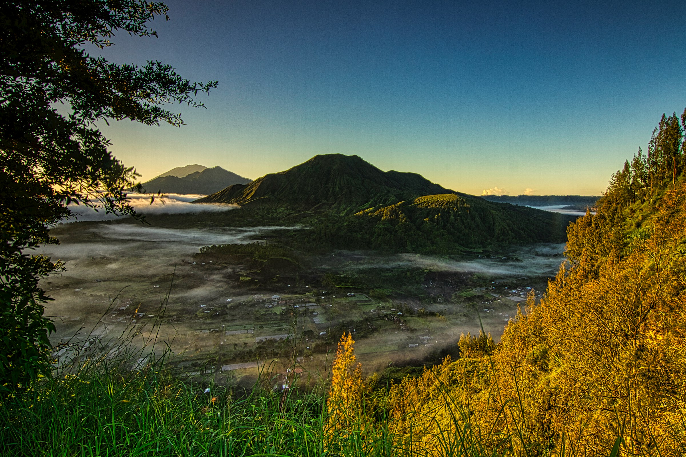 Sunrise in Hidden Pinggan Village – Bali Sunrise Trekking